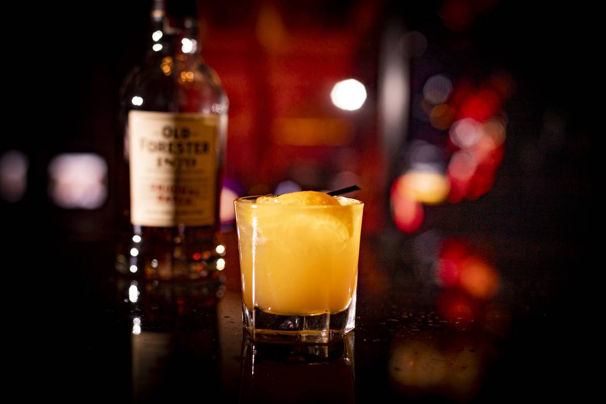 Ruth’s Chris Old Fashioned - Las Vegas Weekly - VEGAS REPORT