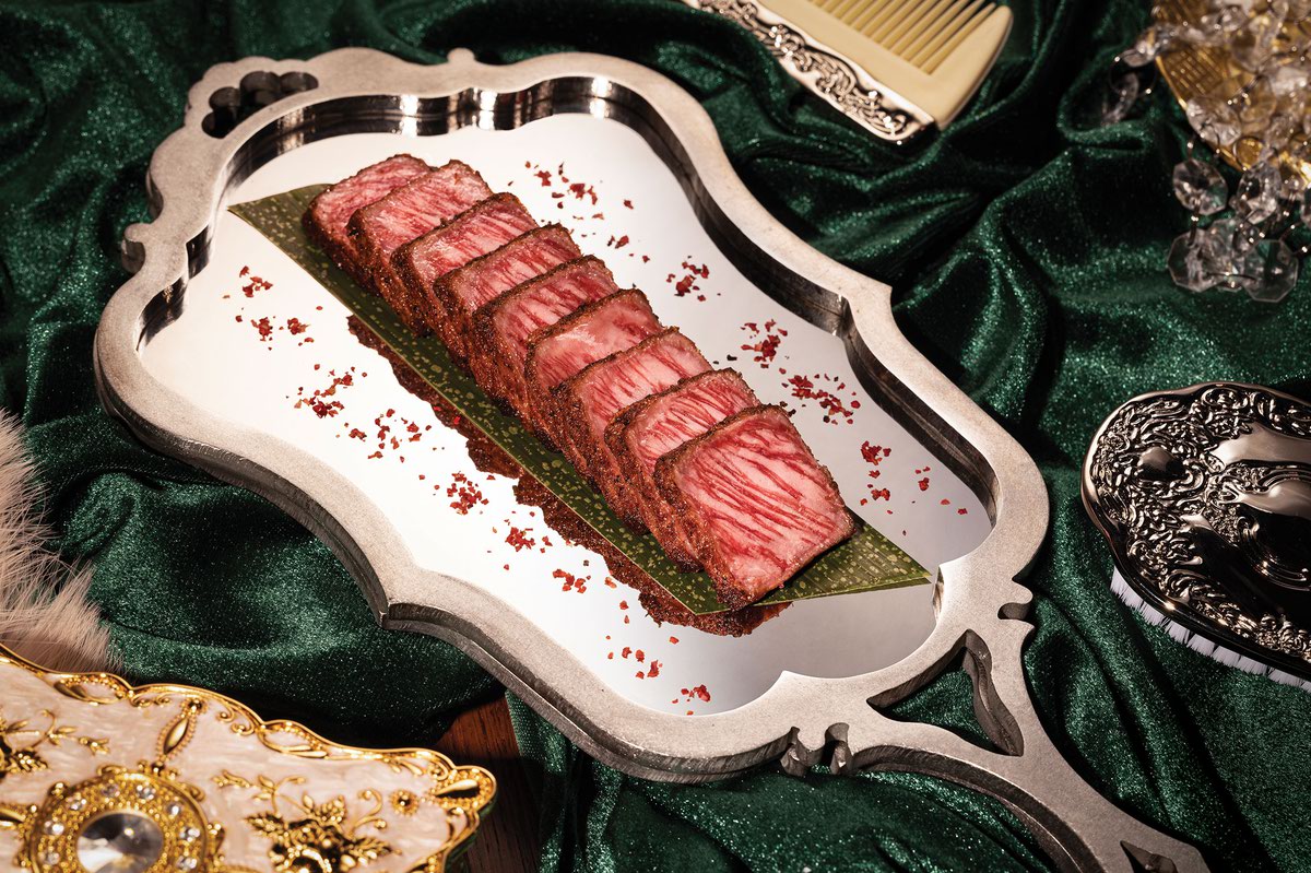 Celeb chef Chris Santos gets flashy and fun at Caesars Palace - Las Vegas Weekly