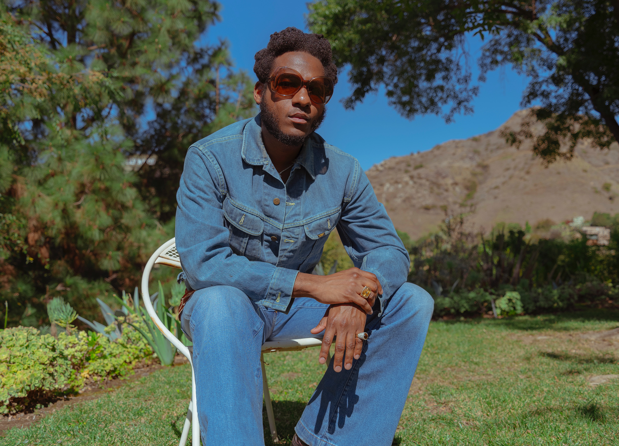Leon Bridges wants to tend to his Texas roots in his next album - Las ...