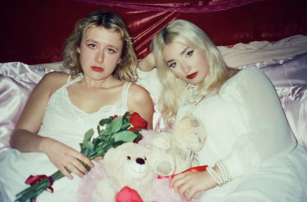 Lambrini Girls’ Phoebe Lunny talks satire and playing to ...