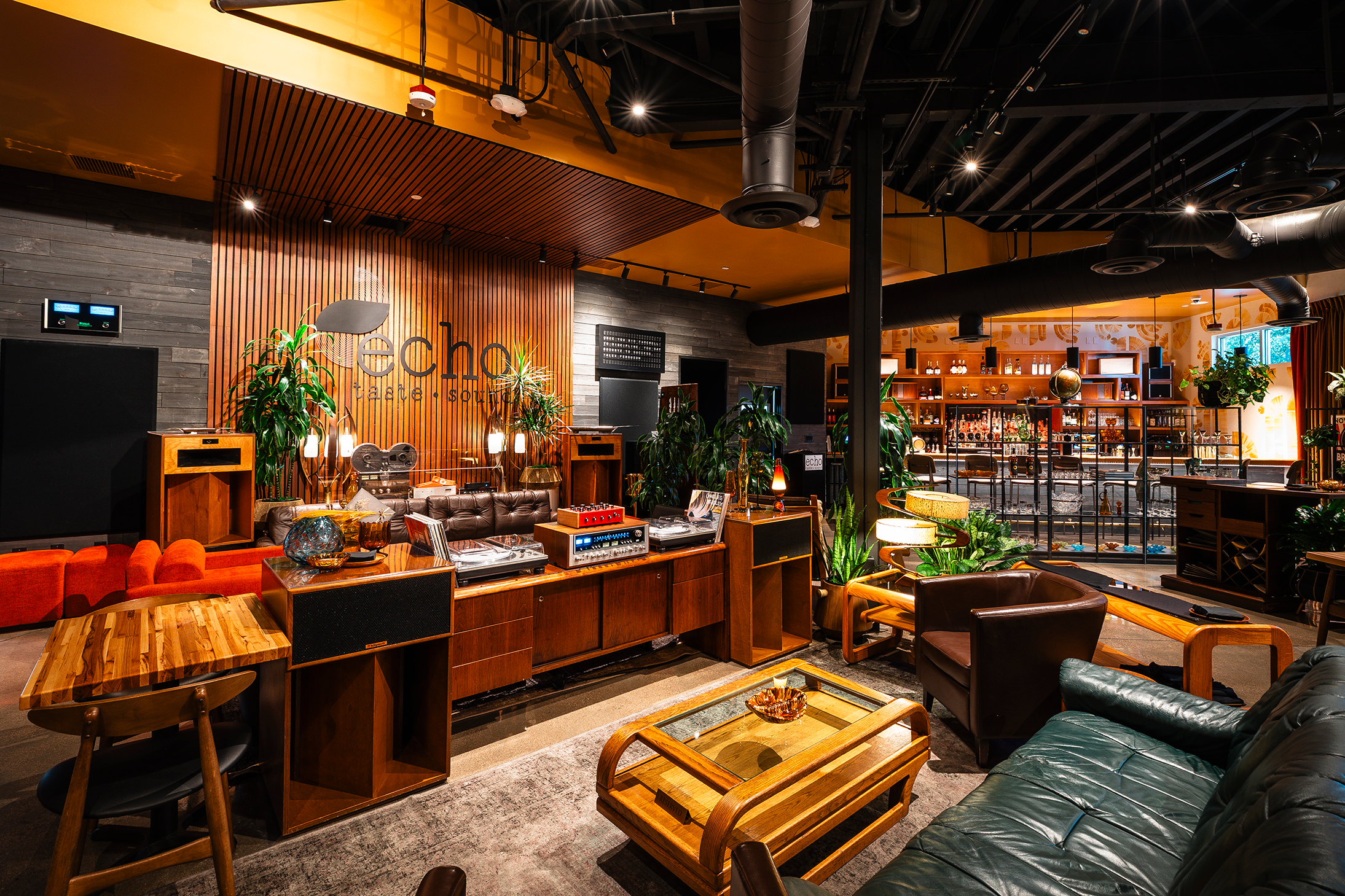 Ole Red fires up an all-you-can-eat game day feast with Honey Bee ...